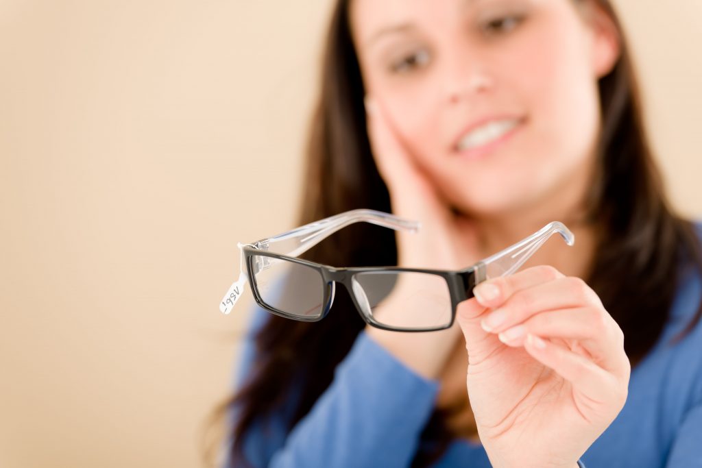 Natural Vision Without Glasses Natural Vision Without Glasses